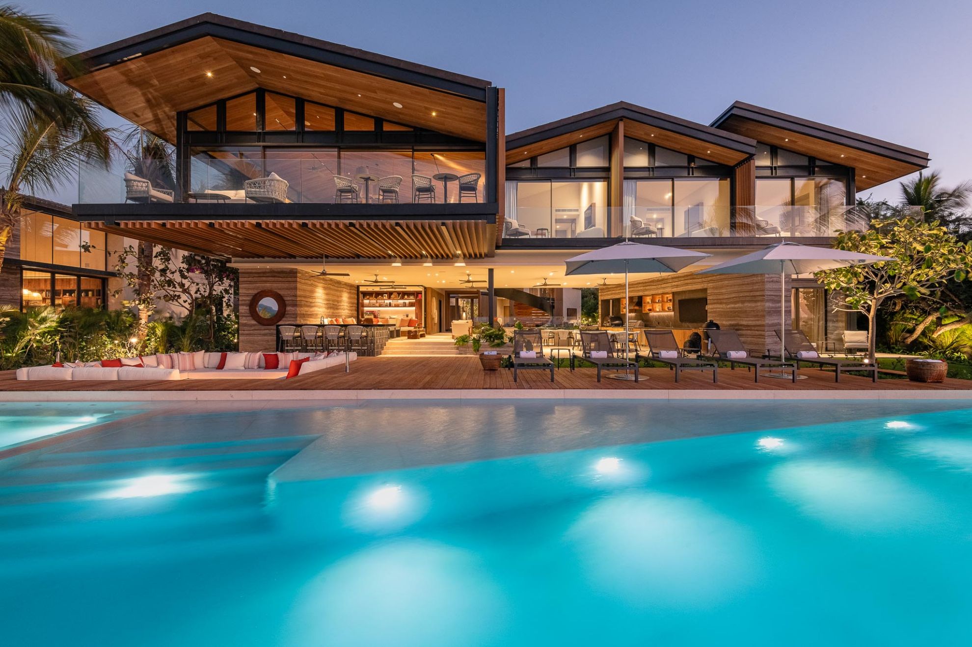 Punta Pacífico Sur – Luxury Beachfront Villa in Punta Mita | VEHM