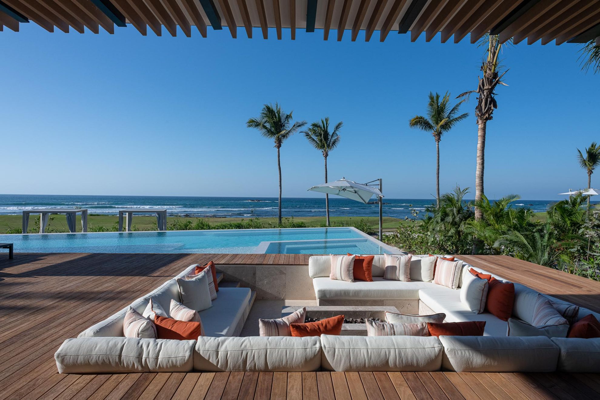 Punta Pacífico Sur – Luxury Beachfront Villa in Punta Mita | VEHM