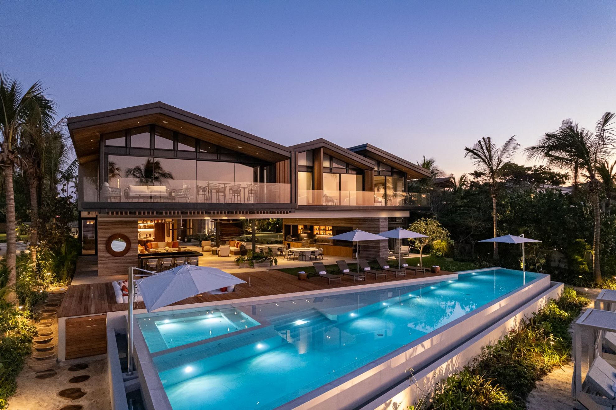 Punta Pacífico Sur – Luxury Beachfront Villa in Punta Mita | VEHM