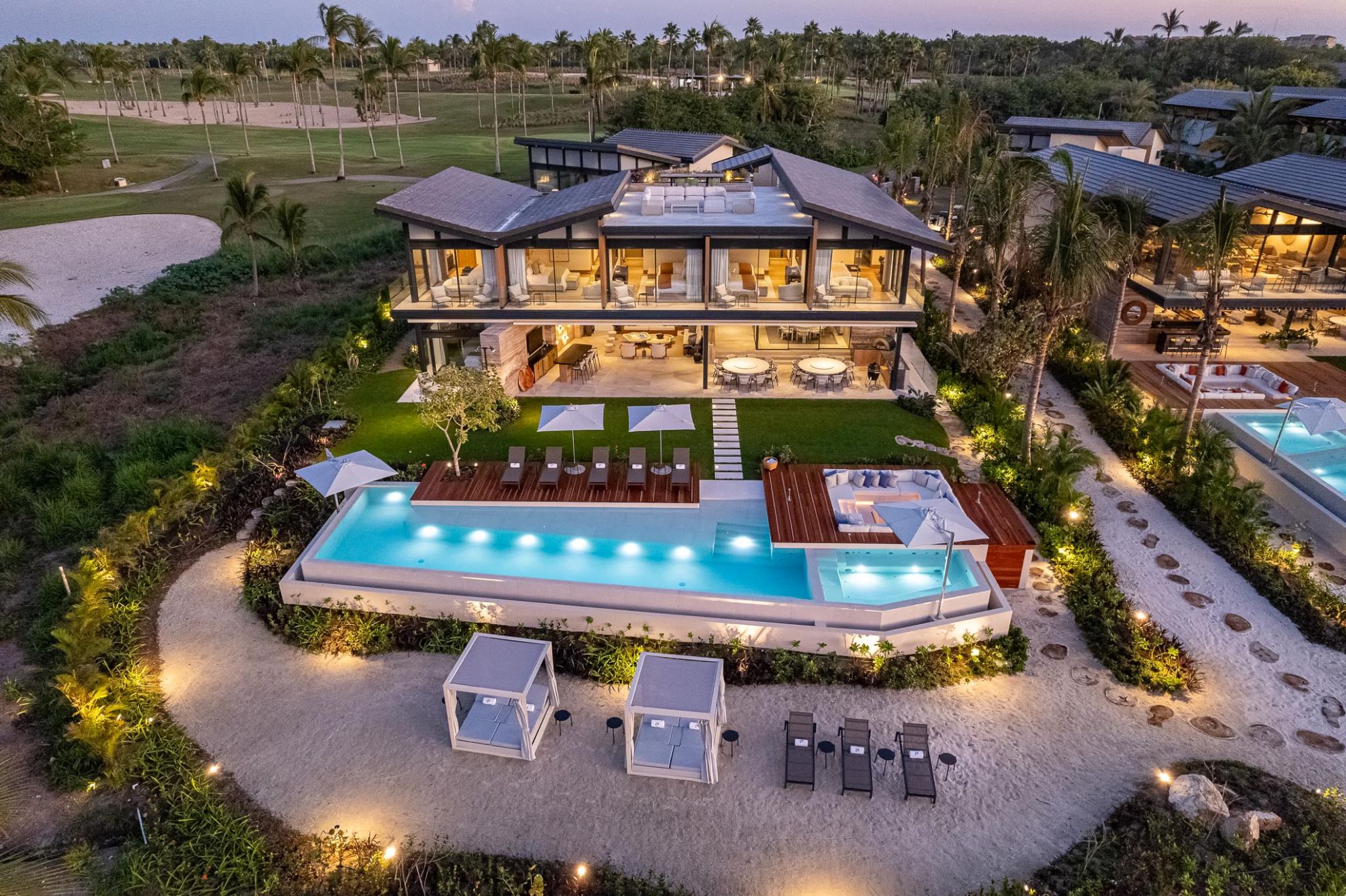 Punta Pacífico Norte – Luxury Oceanfront Villa in Punta Mita | VEHM