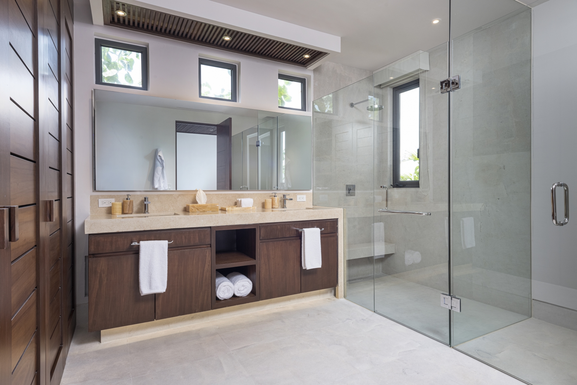 Casa Juntos – Mediterranean-Style Luxury Villa with Private Pool | VEHM