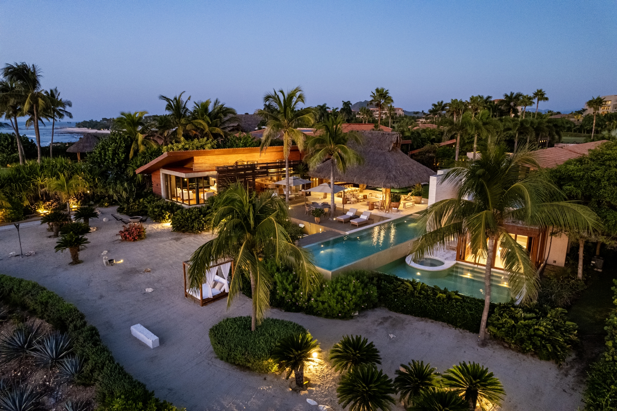 Villa Samba | Beachfront 6-Bedroom Villa in La Punta Estates, Punta ...